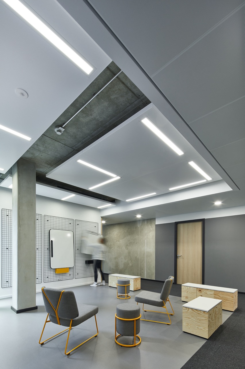 Interactive areas for STRATO AG